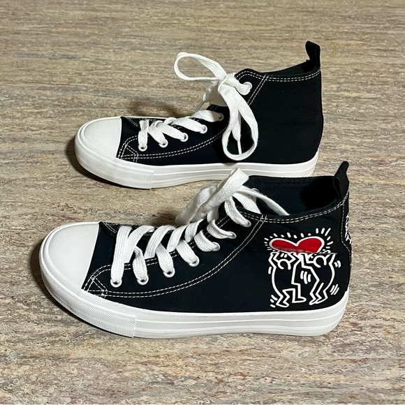 keith haring | Shoes | Keith Haring Black And White Kids Hightop ...